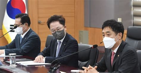 정무위 국정감사 키워드는 747억 횡령·론스타·가상자산