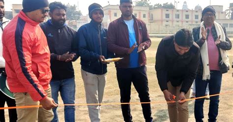 जौनपुर टी 20 क्रिकेट टूर्नामेंट मैच का हुआ उद्घाटन