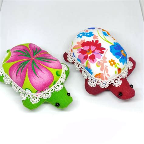 หมอนปักเข็ม งานแฮนด์เมด รูปเต่าน่ารัก รูปดาว หมอนฝักทอง Shopee Thailand