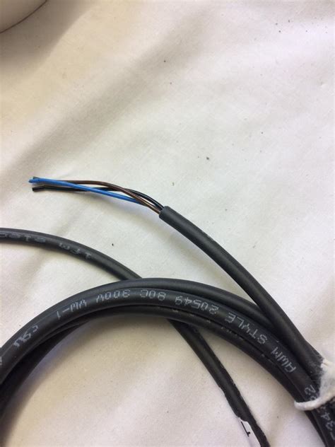 Awm Style 20549 80c 300v Vw1 Kabeldose 2m Abgewinkelt M8 Unbenutzt