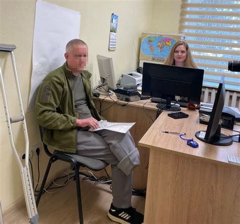 У Рівному відновили Id картку воїну який втратив паспорт під час боїв