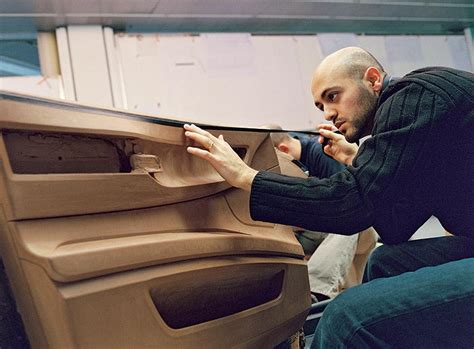 زندگینامه نادر فقیه زاده طراح خودرو Bmw پرورش افکار
