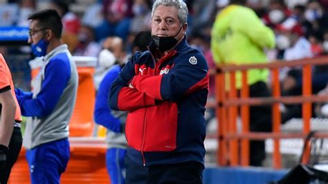 Víctor Manuel Vucetich renovaría con Chivas Grupo Milenio