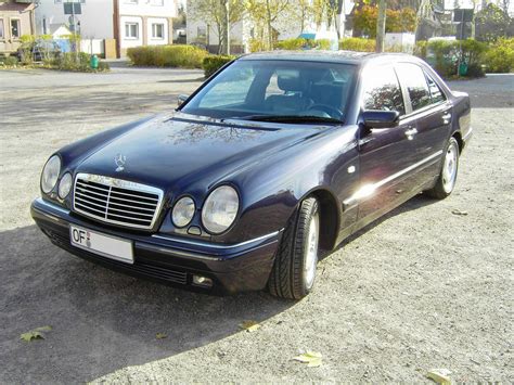 Mercedes-e290-td-w210 : Gesucht: Zeigt uns Eure Fahrzeuge aus 2001 ...