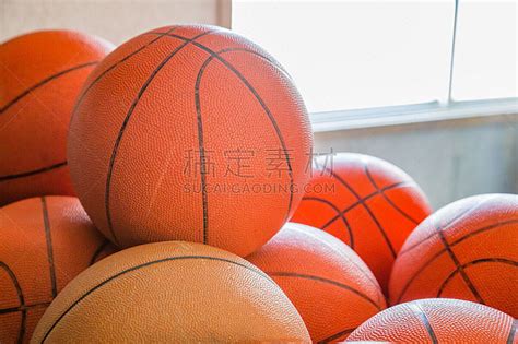 球学校体育馆休闲活动水平画幅无人皮革篮球支架运动摄影图片素材下载 稿定素材