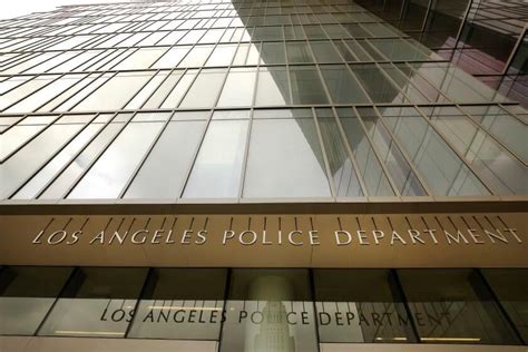 Attorney Accuses Lapd Internal Affairs Unit Of Revealing Alleged Sex