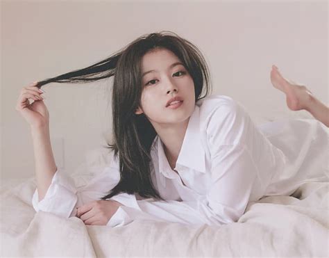 1920x1080px Free Download Hd Wallpaper Twice Sana K Pop Barefoot