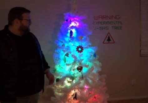 arduino powered christmas tree created with 3d printed ornaments the