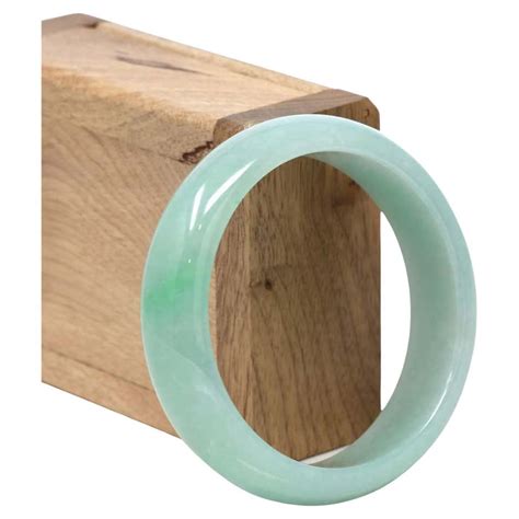 Realjade Classic Genuine Burmese High Quality Jadeite Jade Bangle