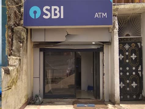 23 Lakh Rupees Were Stolen By Cutting Sbi Atm In Bihar Sp Formed Sit To