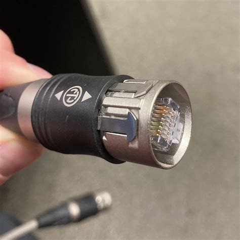 Best 4x4 Matrix Switch For Qsys R Commercialav