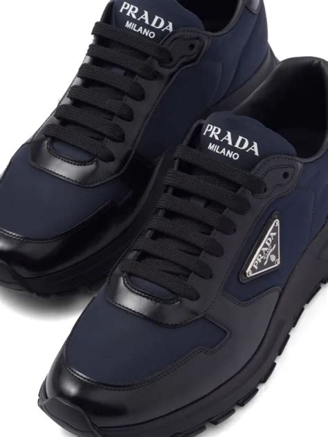 Insist Vaccinate Wave حذاء Prada Prax 01 Denmark Radical Librarian