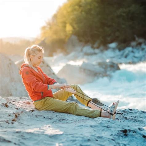 Helix Small Hangboard Train Finger Strength Anywhere Dudes Vs Gravity