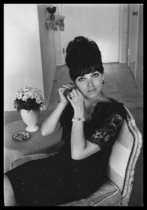 Suzanne Pleshette 1970s Rvgb