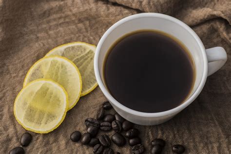 Can Adding Lemon Juice To Coffee Help You Lose Weight Popsugar Fitness