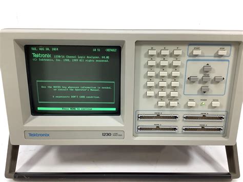 Lot Tektronix 1230 Logic Analyzer