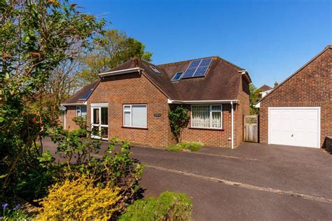 Bishop Lane Henfield 5 Bed Bungalow For Sale £730000