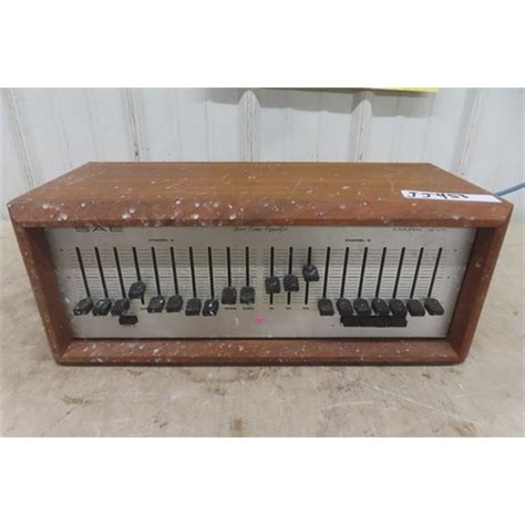 Sae Mark Xv11 Stereo Octave Equalizer Powers Up