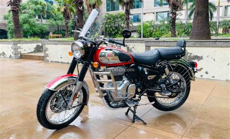 Royal Enfield Hunter 350 Vs Classic 350 What Makes Them Different
