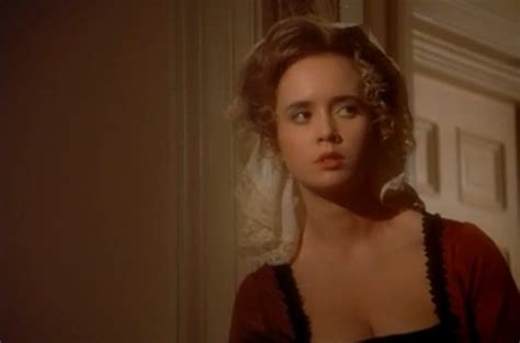 Shadows On The Wall An Online Dark Shadows Fanzine Lysette Anthony As