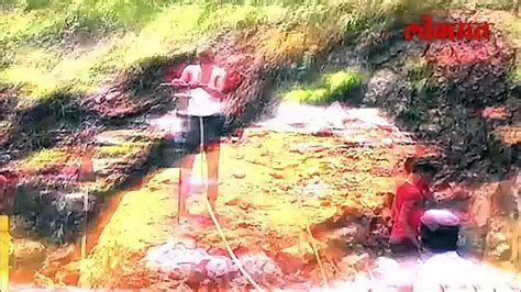 अणुस्कूरा घाटात दरड कोसळली Video Dailymotion
