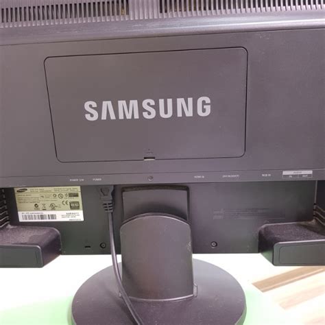 Samsung Syncmaster 2494hs Computers And Tech Parts And Accessories Monitor Screens On Carousell
