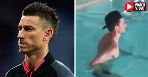 Arsenal Star Laurent Koscielny Posts Injury Update And Fans Are Very