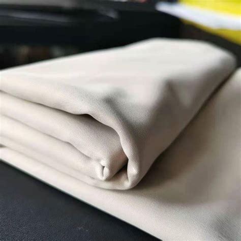Nhà sản xuất và cung cấp vải da đào Polyester Trung Quốc Bán buôn tại