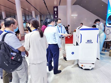 展会直击丨诺亚®医院物流机器人携“立体眼”系列新品亮相chcc2021大会 公司新闻 资讯平台 诺亚医院物流机器人—第五代医院物流引领者