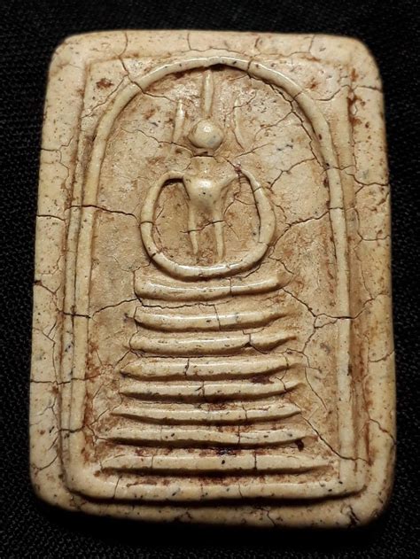 พระสมเด็จเกศไชโย7ชั้น นิยม