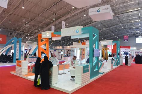 صحيفة مكة بنك التنمية يعيد منتج تمويل الأسرة بسقف 100 ألف
