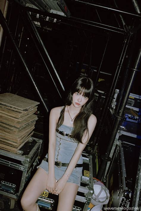 Le Sserafim Pics On Twitter Hongeunchae Weverse Magazine