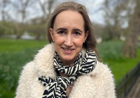 Sophie Kinsella Rivela Ho Un Cancro Aggressivo Al Cervello