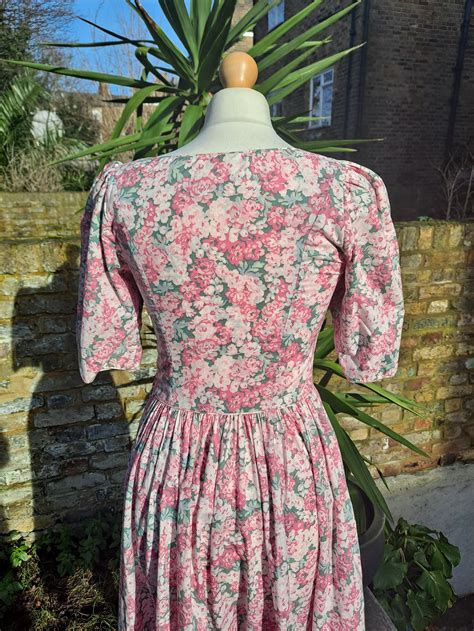 Laura Ashley Vintage Dress Floral Spring Pastel Pink Green Puff Sleeve V Neck S S UK US