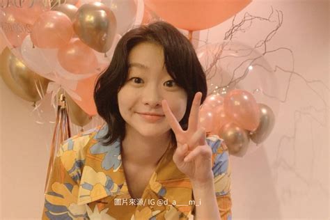【圓臉髮型推薦】秒變小顏女神！修飾臉型的關鍵一次解答 Mifaso 迷髮所