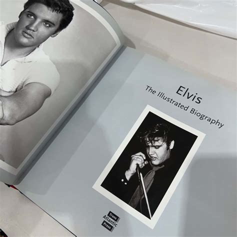 Elvis The Illustrated Biography Book S