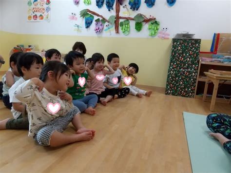べビトレヨガをやったよ （かりん組 2歳児） 新川崎 学びの保育園 新川崎 学びの保育園