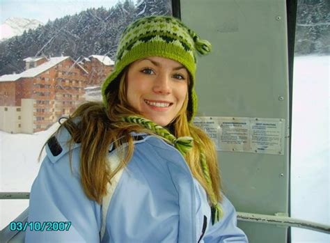 Aimee On A Skiing Holiday In 2007 Aimee Creaseys Tribute Picture Gallery