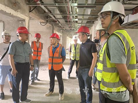 副院长谢欢宇带队在外科大楼建设工地检查安全生产工作