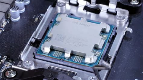 AMD Zen Based Ryzen Series CPU Spotted In The Nude Delidded