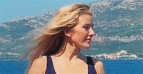 Ellie Goulding Strips To Tiny Bra And Hot Pants For Sultry Snap Sending Fans Wild Daily Star