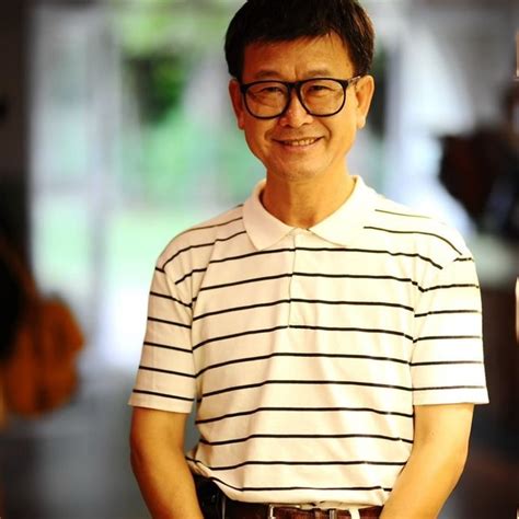 台灣真是他媽的寶島 ！ 我現在才知道 ； 政府一年編15億納稅錢給法扶，法扶卻給殺人犯請律師 而對受害者家屬卻0補助 法扶請3個律師「幫殺人犯