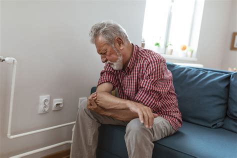 Gout In The Elbow Causes How It Feels Treatment