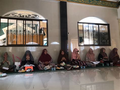 Kajian Kitab Riyadhush Shalihin Masjid Baiturrohim Kota Serang Banten