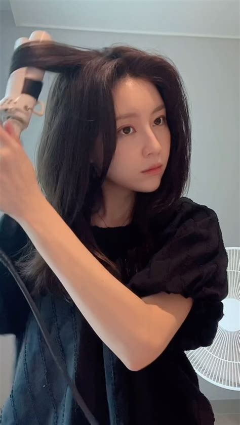 이지현 Grwm Get Ready With Me💋🖤 여러분 오늘 띰 쉬어 리퀴드 립스틱 섀도우 공구 두번째 날이에요