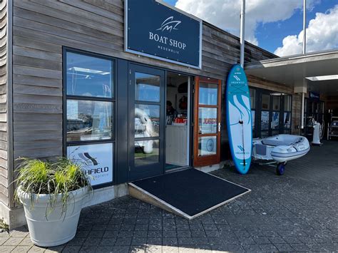 Medemblik Praat Bedrijf In Beeld Boat Shop Medemblik