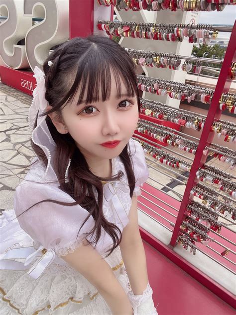 ももな🐻 『312みーな生誕祭41ももな生誕祭』えあらびゅーピンク担当 🎀 On Twitter Live Supreme In