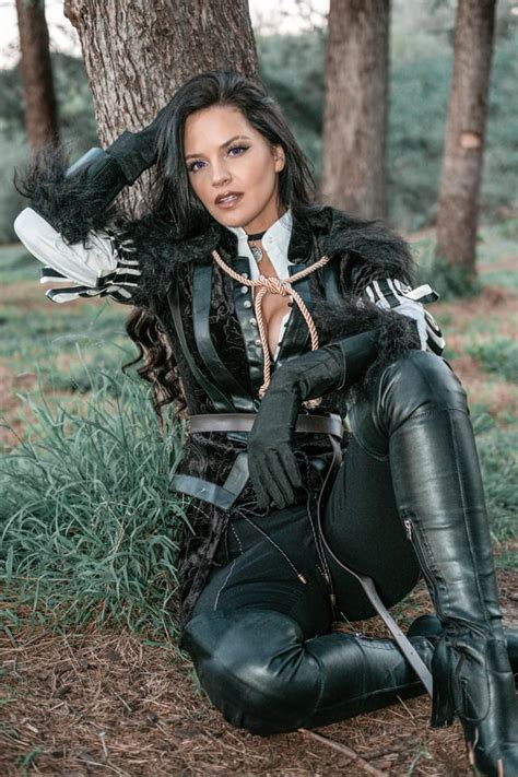 Yennefer Of Vengerberg Cosplay By Hannah Klein Rwitcher