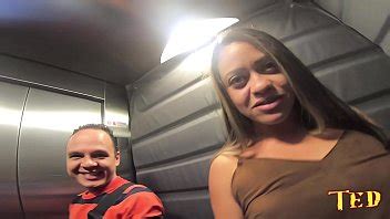 O Dj Queria Chupada No Biquinho Do Peito Pra Endurecer O Pau XNXX