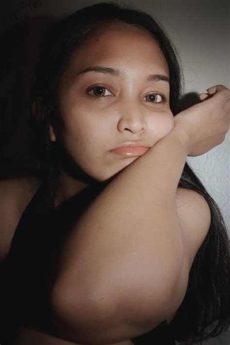 Foto Selfie Cewek IGO Dan Pramugari Air Asia Wilda Hamid Dzargon